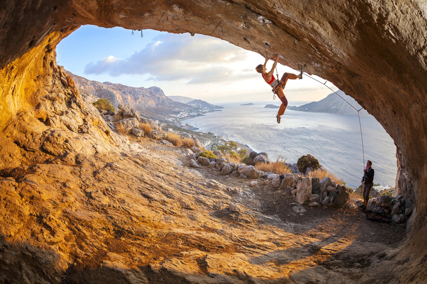 9c Climbing